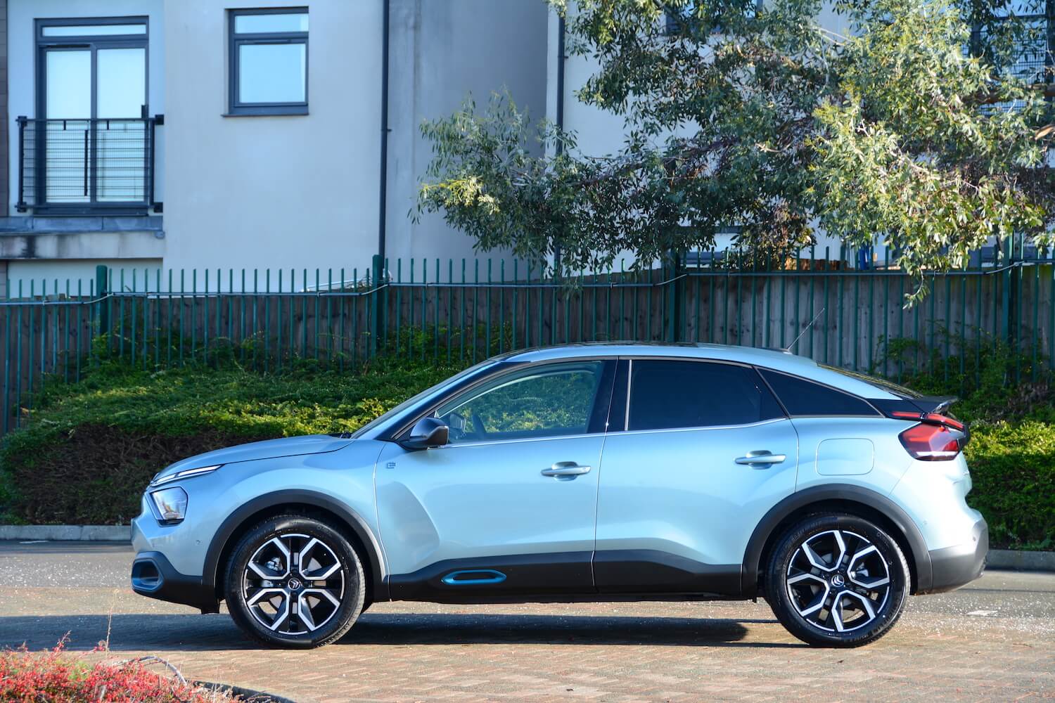 Citroën e-C4 54 kWh 2024 - Electric Hatchback Global Overview | Green ...