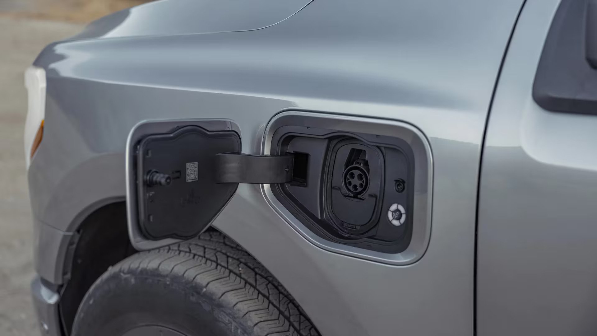 Ford F-150 Lightning Standard Range 2026 - Electric Pickup USA Overview ...