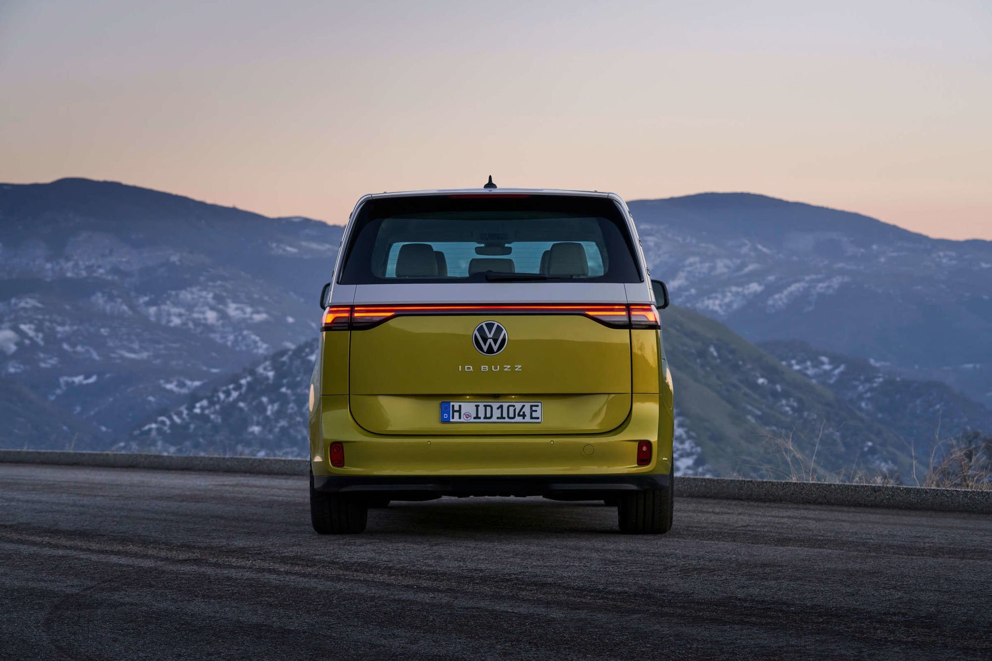 Volkswagen ID.Buzz Pro 2024 - EV Range Map Global | Green Cars Compare