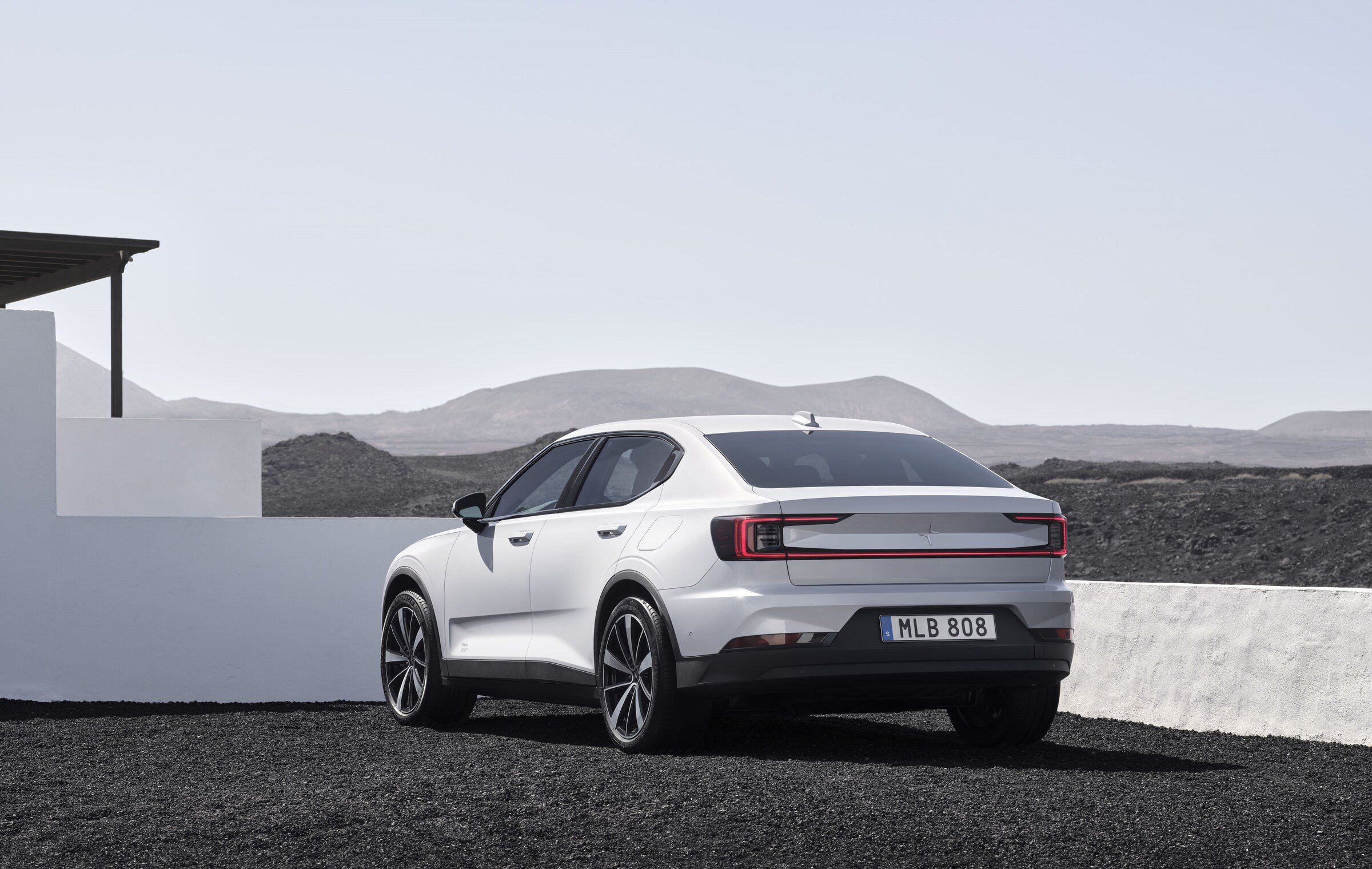 Polestar 2 Long Range Dual Motor 2023 - Electric Liftback Global ...