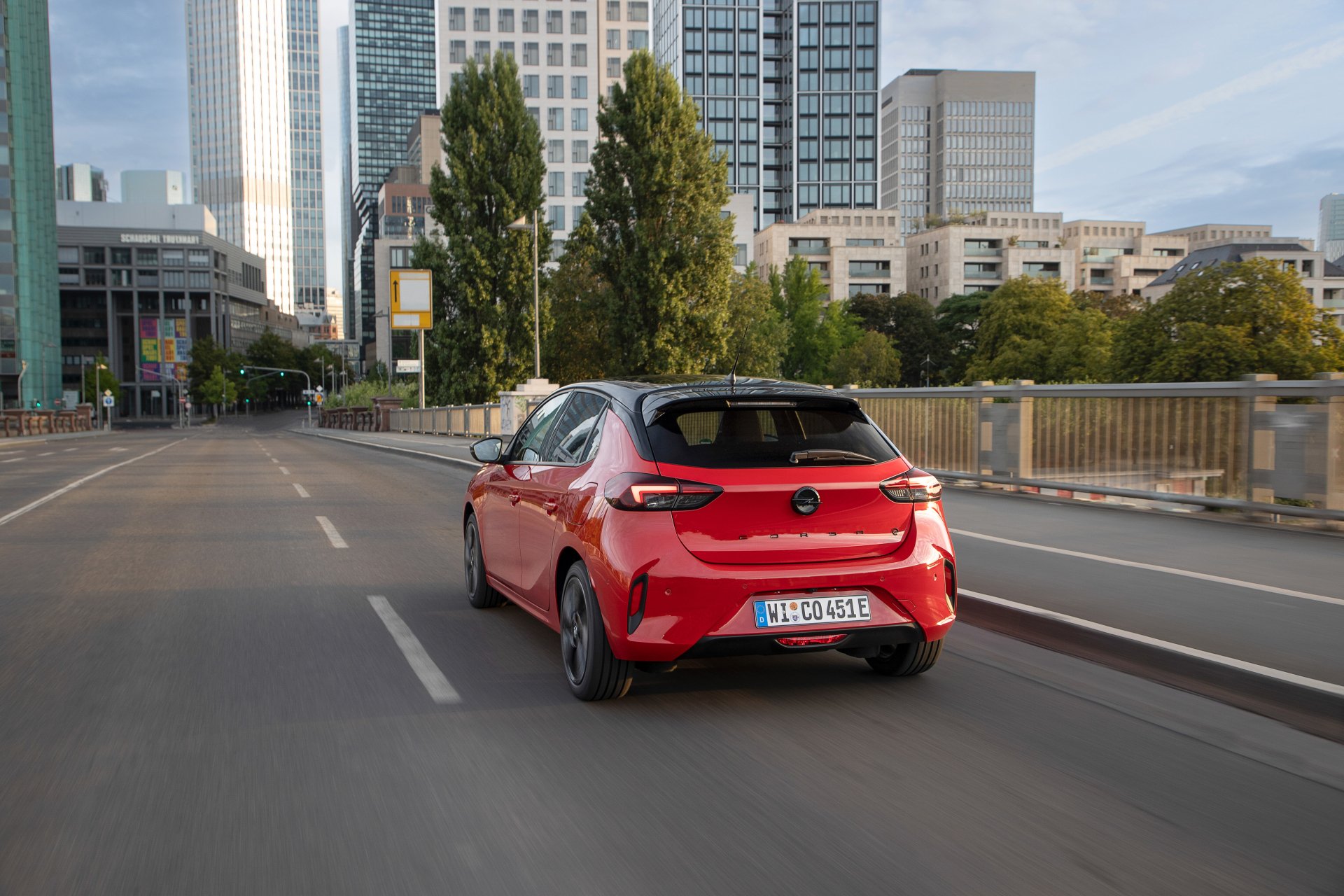 Opel Corsa Electric 50 kWh 2023 - EV Full Specs Global | Green Cars Compare