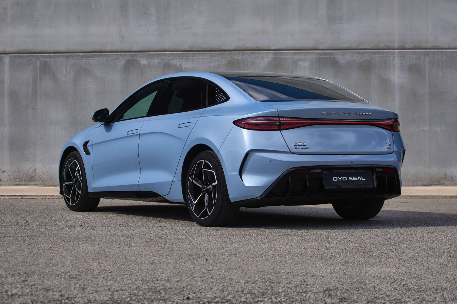 BYD Seal Excellence AWD 2025 - Electric Sedan Global Overview | Green ...