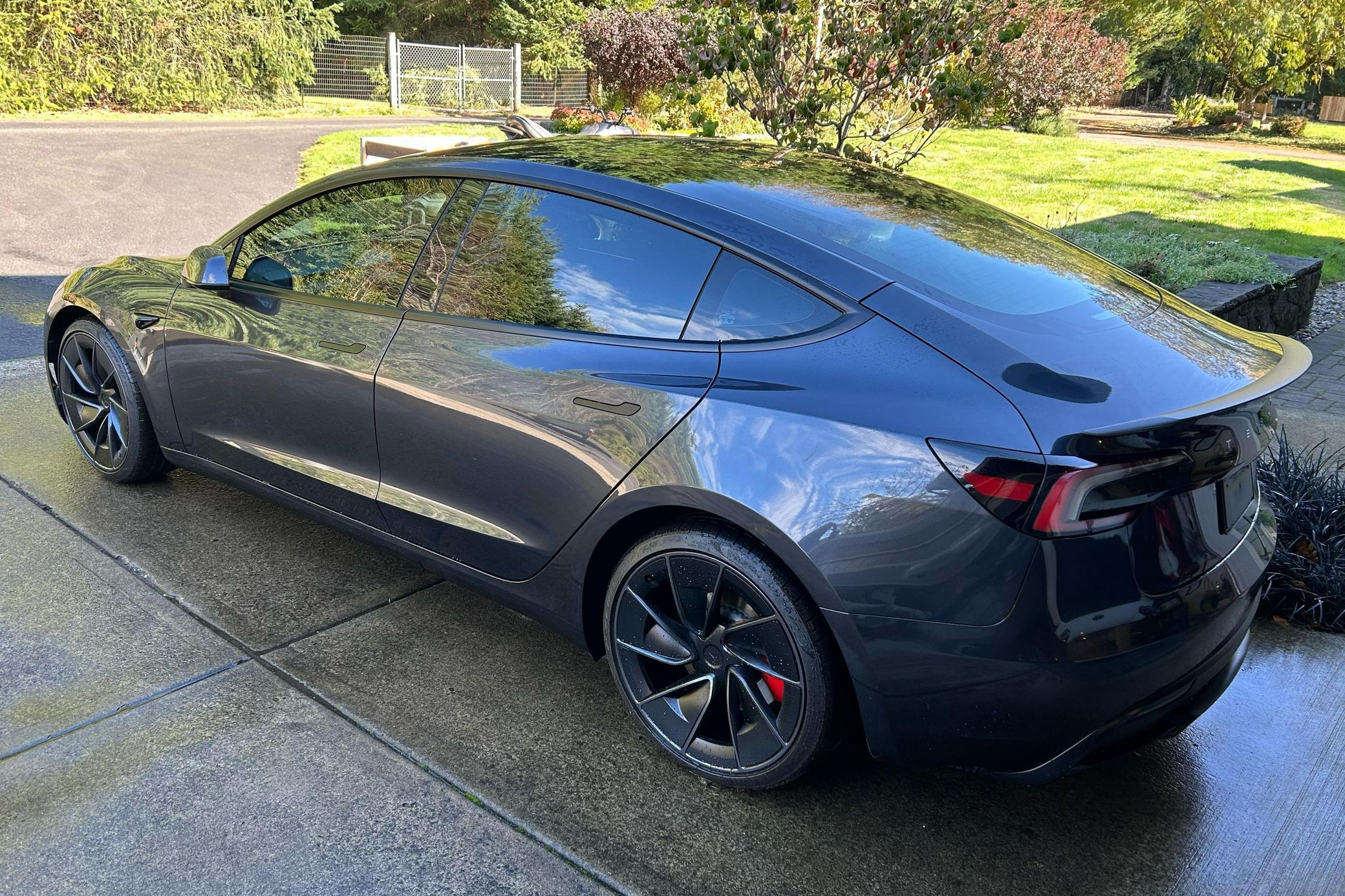 Tesla Model 3 Performance 2026 - Electric Sedan Global Overview | Green ...