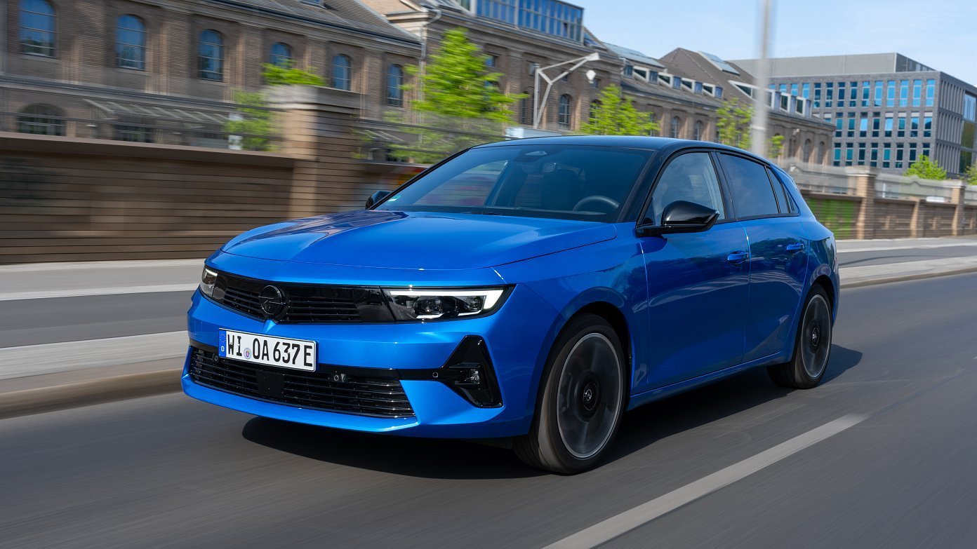Opel Astra Electric Gen 1 2026 - Electric Hatchback Global Overview ...