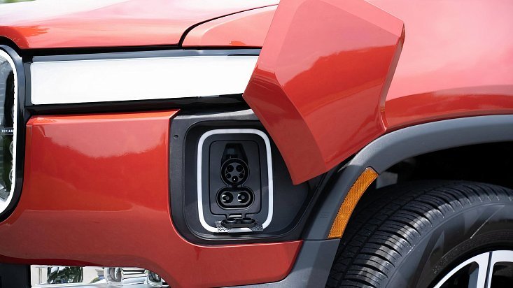 Rivian R1T Quad-Motor Large 2024 - Electric Pickup USA Overview | Green ...