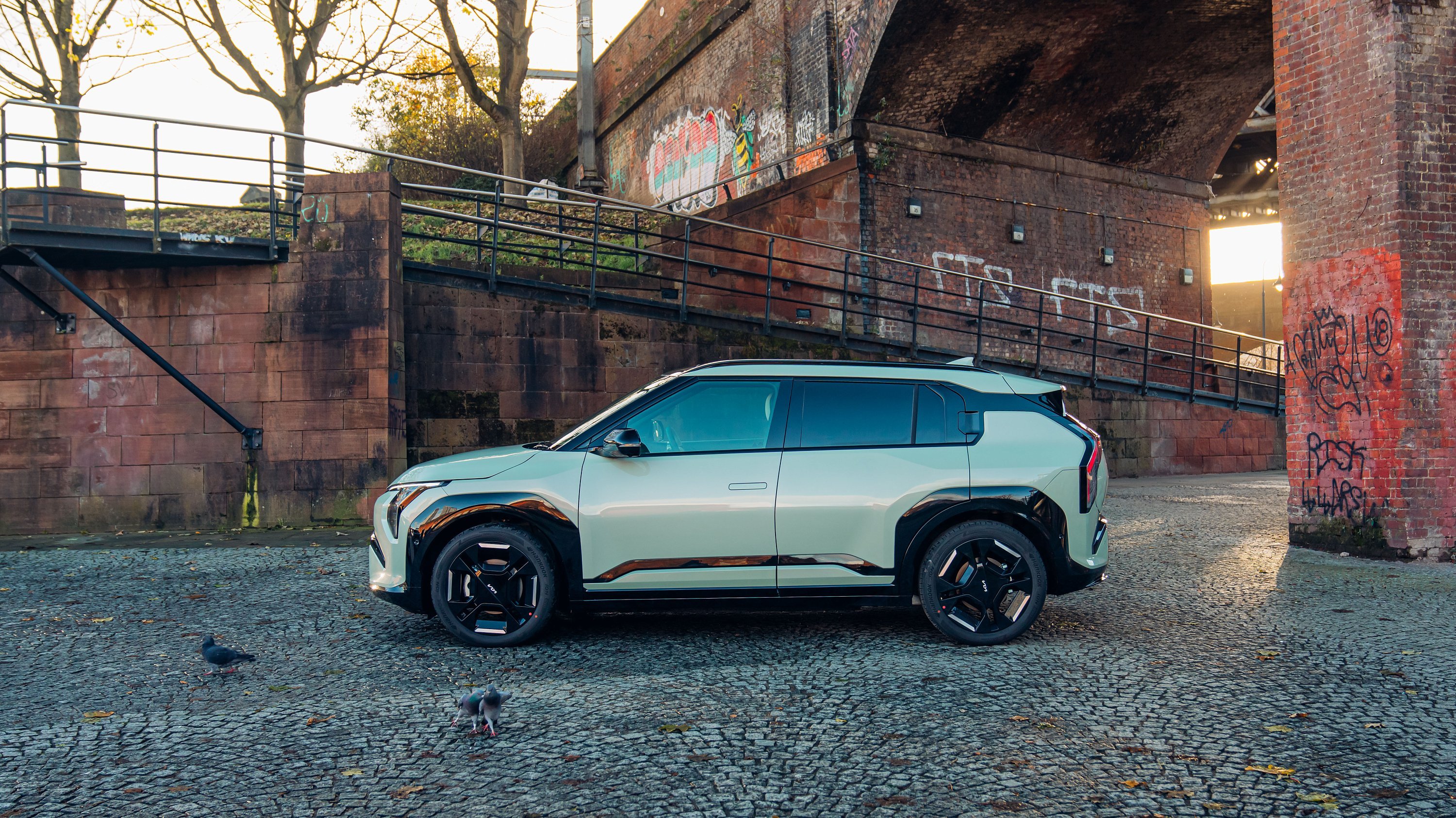 Kia EV3 Standard Range 2025 - EV Full Specs Global | Green Cars Compare