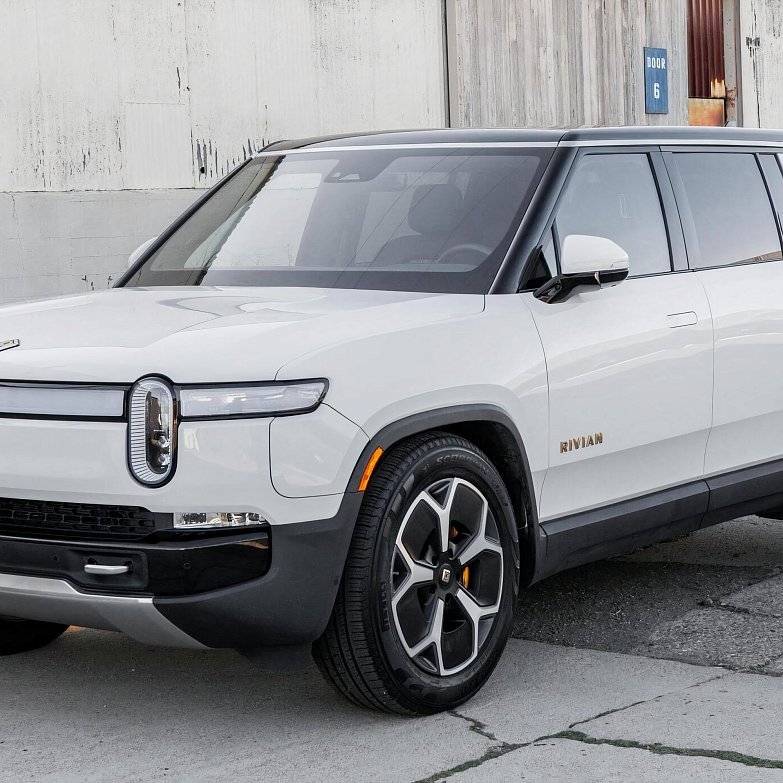 Rivian R1S Dual-Motor Large 2026 - Electric SUV USA Overview | Green ...