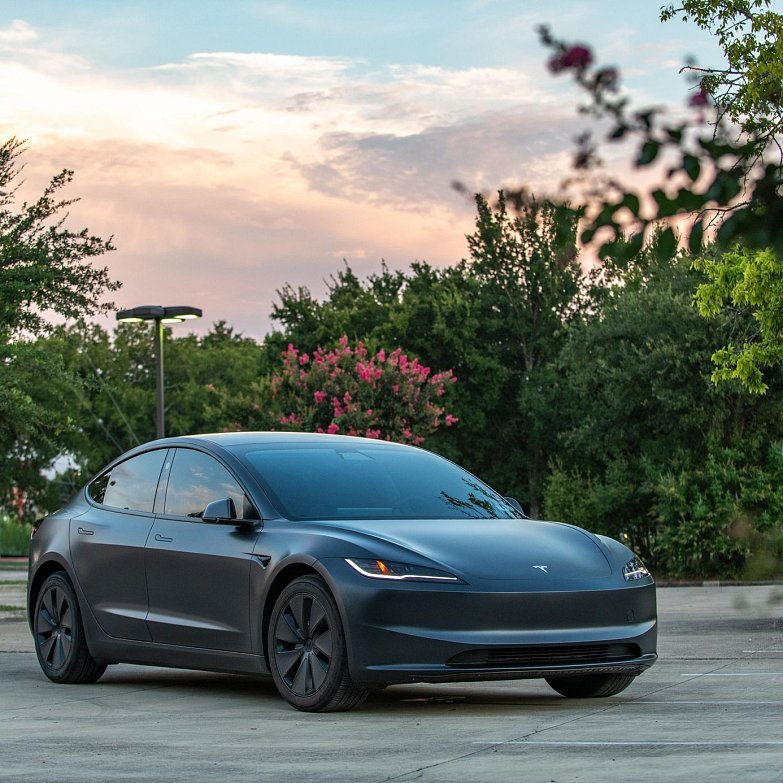 Tesla Model 3 Premium AWD 2026 - Electric Sedan Global Overview | Green ...