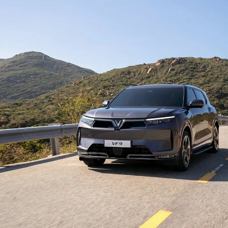 VinFast VF 9 Eco 2025 - Electric SUV USA Overview | Green Cars Compare