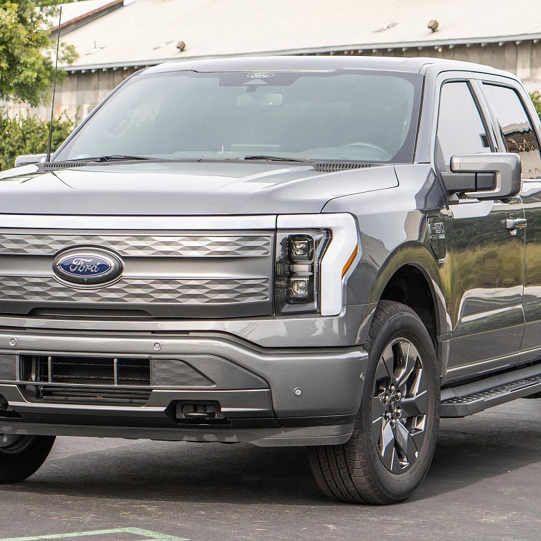 Ford F-150 Lightning Standard Range 2026 - Electric Pickup USA Overview ...
