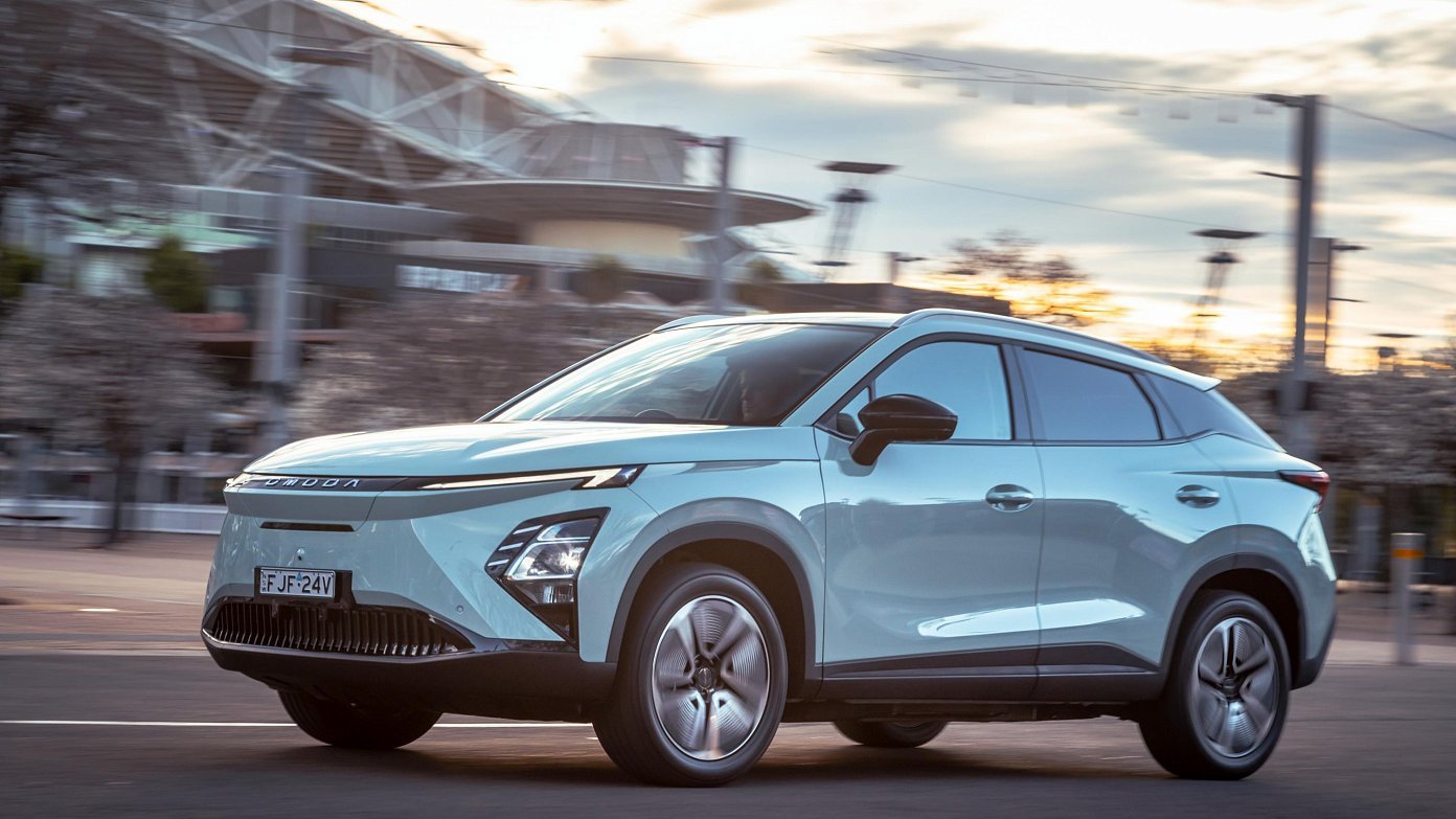 Omoda E5 Electric 2026 - EV Full Specs Global | Green Cars Compare