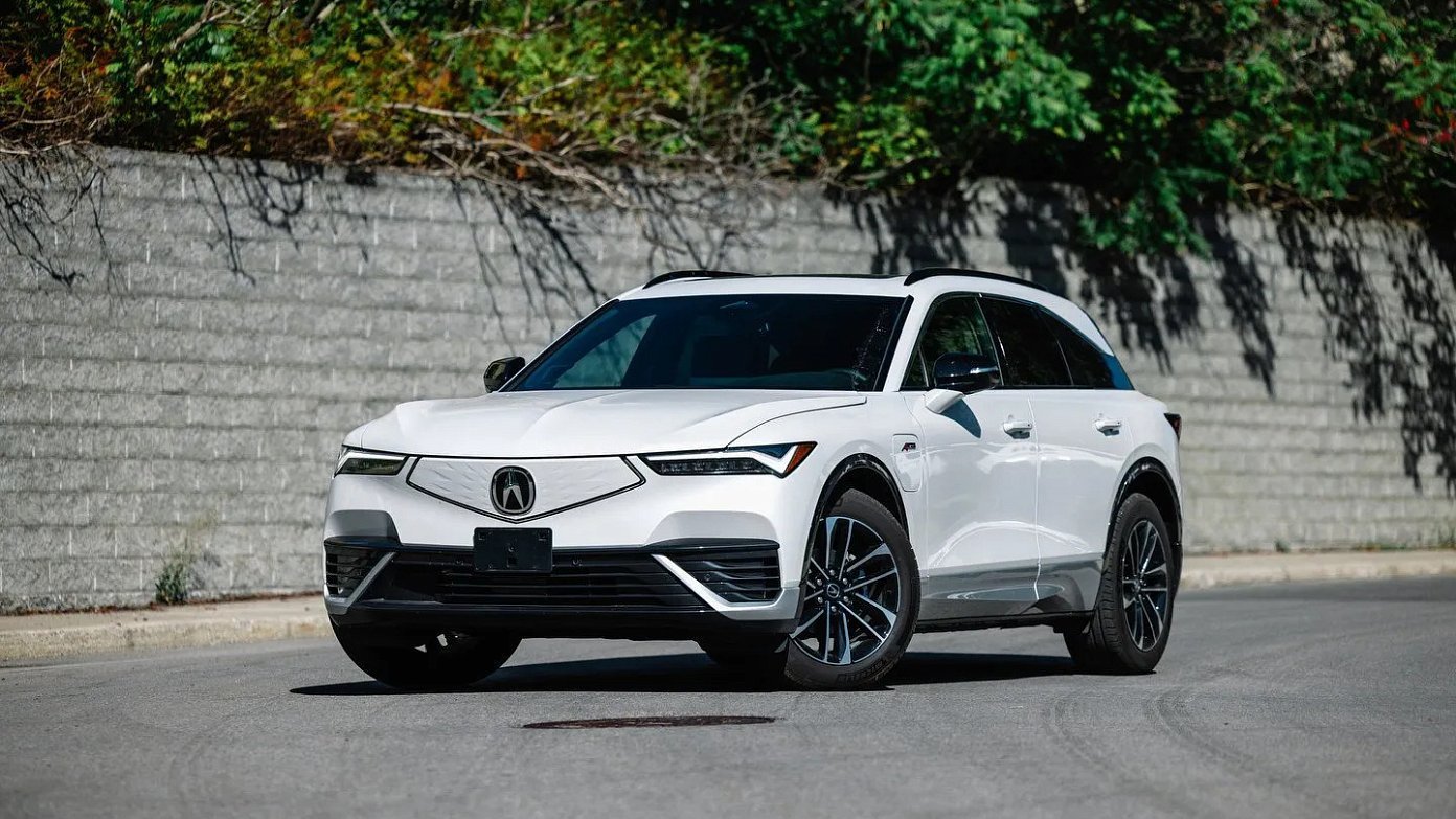 Acura ZDX A-Spec AWD 2026 - Electric SUV USA Overview | Green Cars Compare