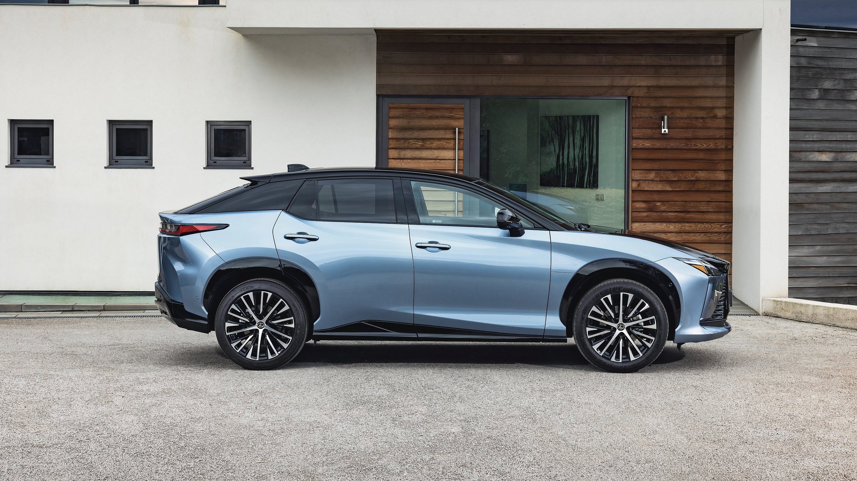 Lexus RZ 350e 2026 - Electric SUV Global Overview | Green Cars Compare