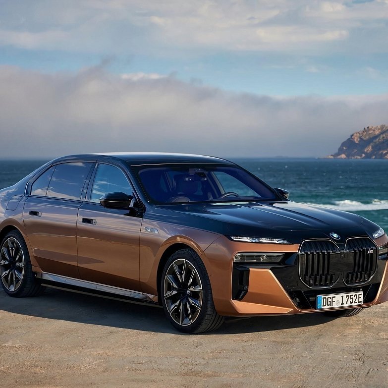 BMW i7 M70 xDrive 2025 - EV Range Map Global | Green Cars Compare