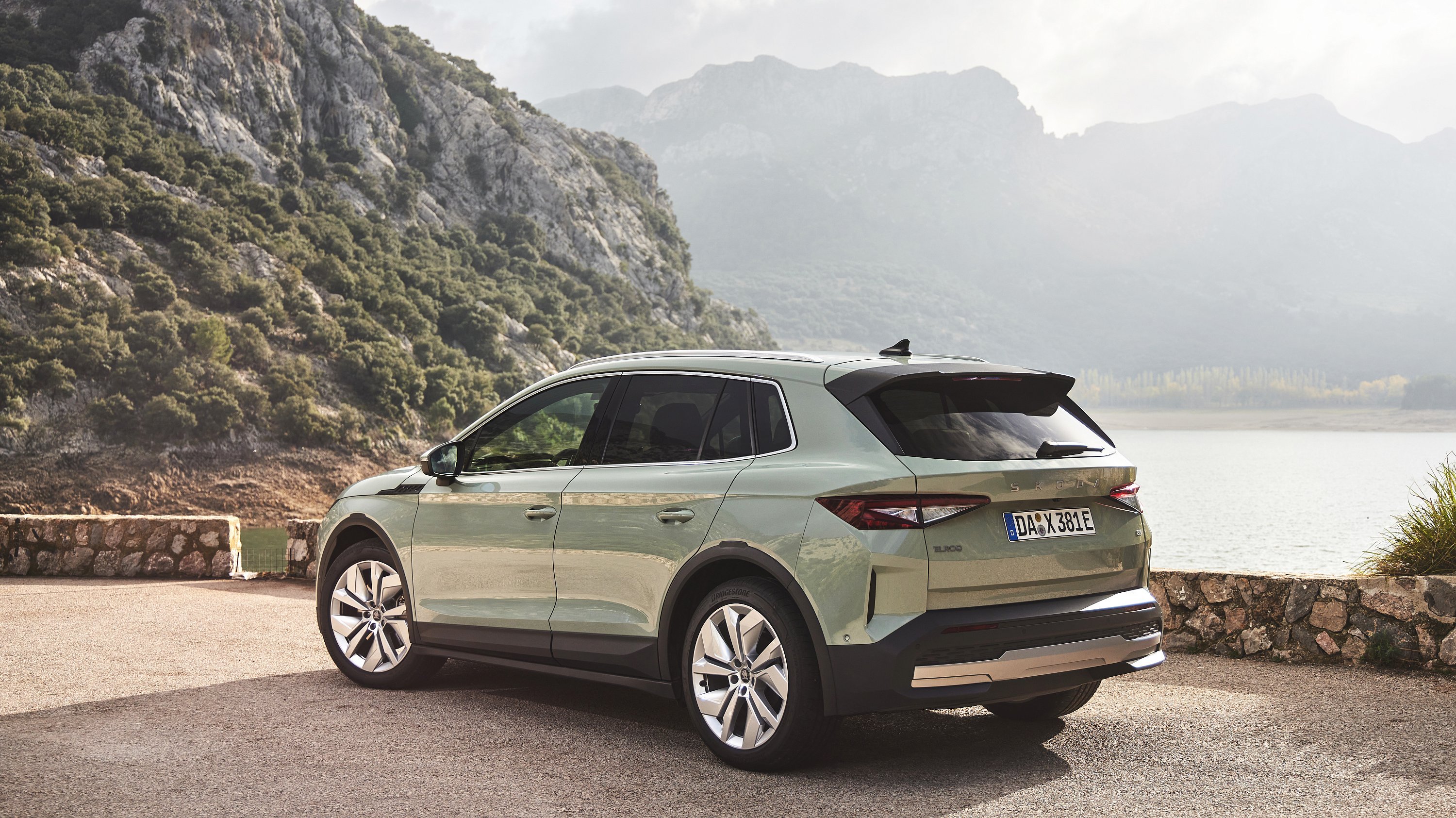 Škoda Elroq 60 2025 - Electric SUV Global Overview | Green Cars Compare
